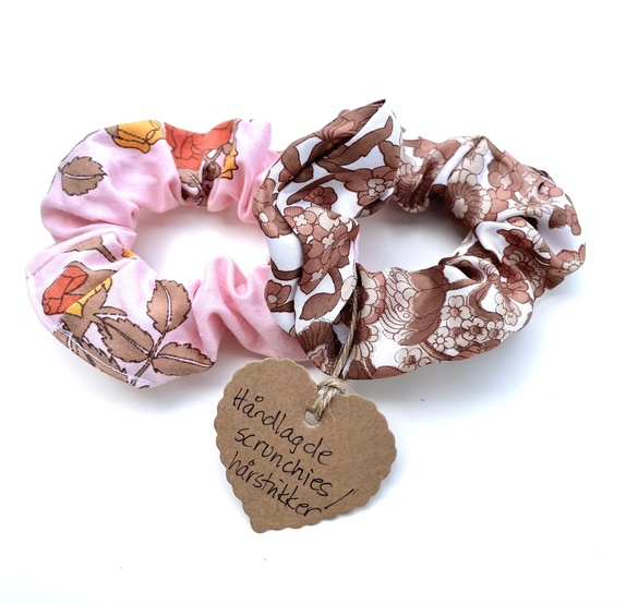 2 stk scrunchie/hårstrikk - Epla