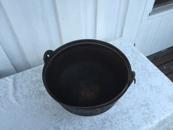 Jerngryte med hank - Epla