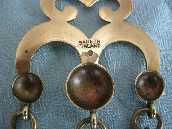 Finsk bronse med heng - Epla