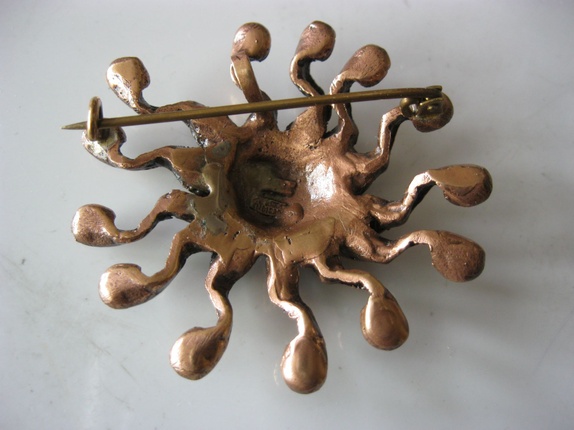 Knut P - stor bronsenål - Epla