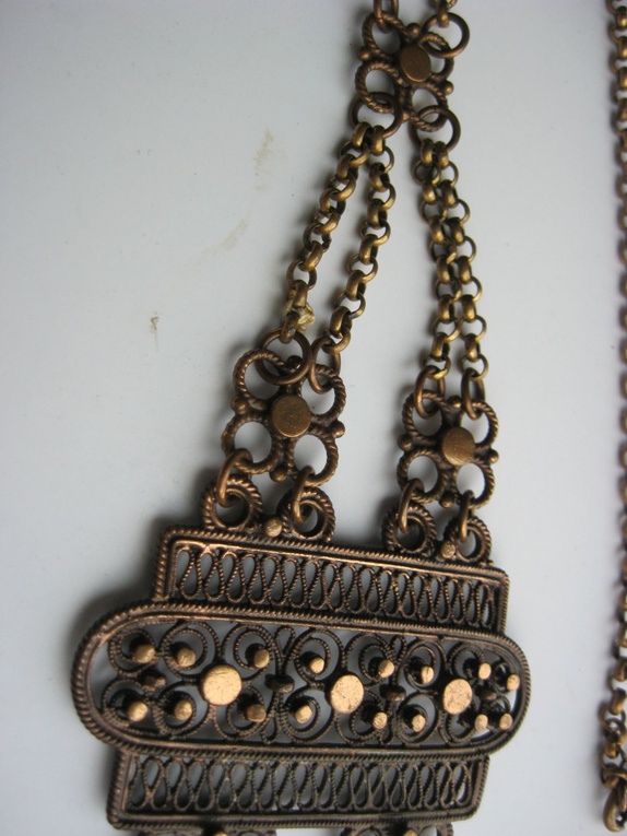 Knut P - 13 cm bronsesmykke - Epla