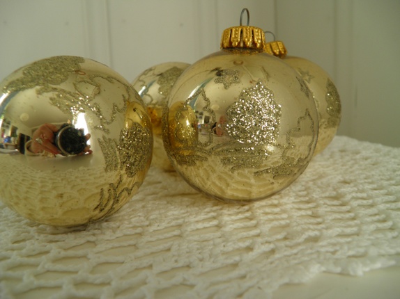 4 gamle juletrekuler - Epla