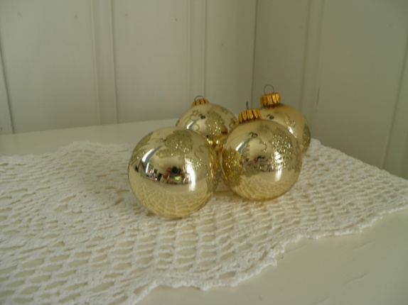 4 gamle juletrekuler - Epla