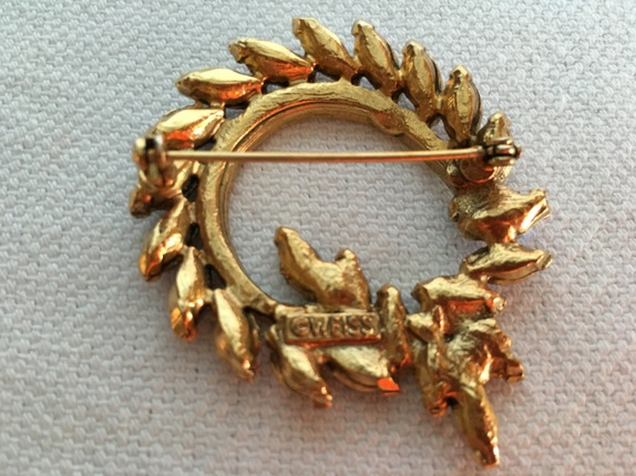 Lilla ring-brosje - Epla