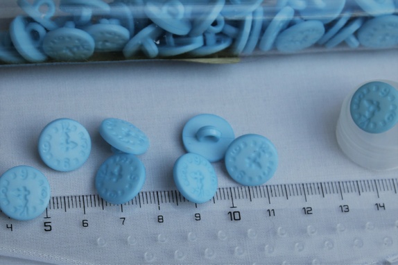 7 stk - Knapper / lys blå / - Epla