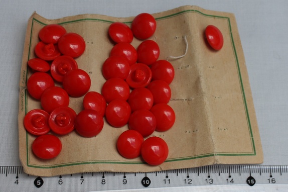 7 stk -Søte, små retroknapper - - Epla