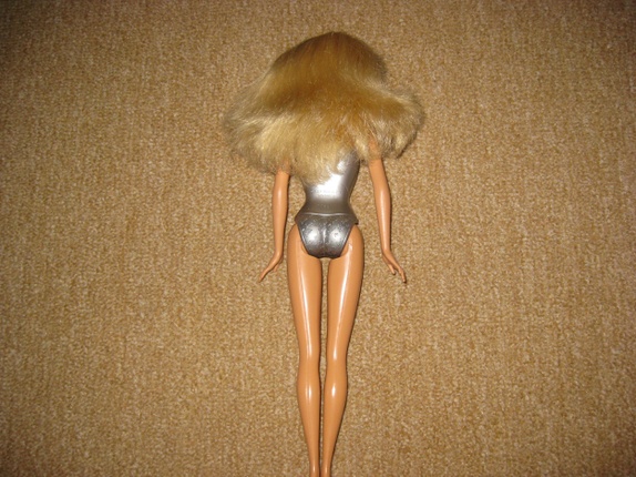 Barbie med badedrakt, SALG - Epla