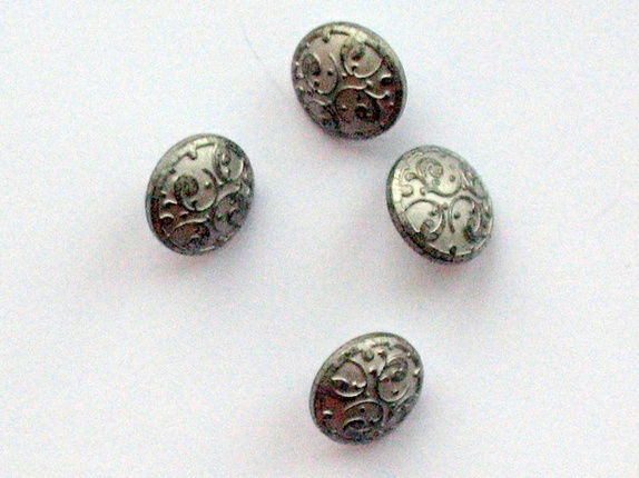 7 metallknapper sølv - skinnende. - Epla