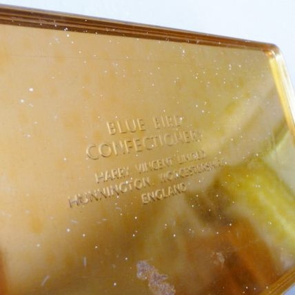 Fin gammel sjokolade boks. - Epla