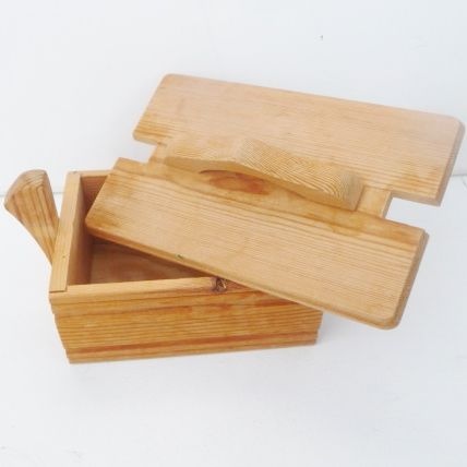 Skrin i tre m / lokk. - Epla