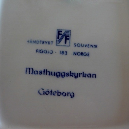 2 små pynte fat " Holmenkollen og Masthuggskyrkan" Figgjo - Epla