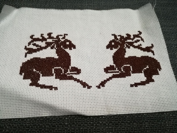 Broderi, hjort - Epla