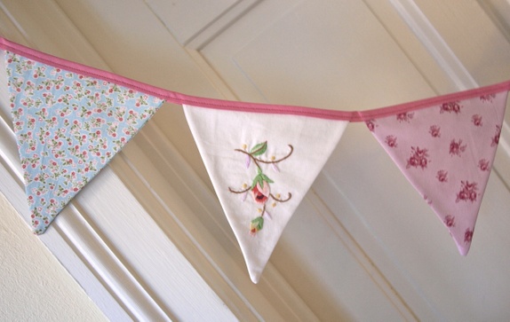 Vimpel, rose m/broderi - Epla