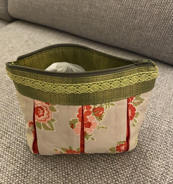 SALG kr. 100,- Sminkepung kr. 160,- - Epla