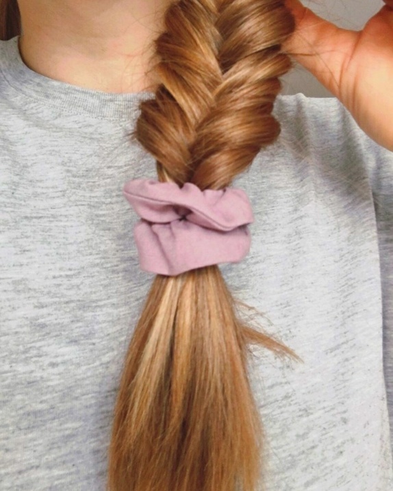 Mini Scrunchie - Lys gul med print - Epla