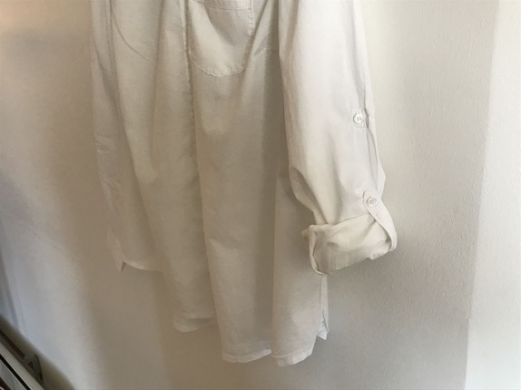 Pen hvit bluse str 46 - Epla