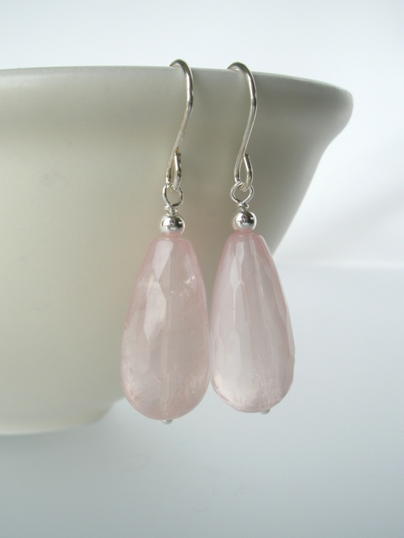 Øredobber i sølv med Rosenkvarts dråper - Epla