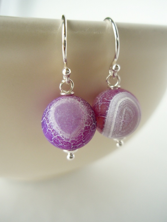 SALG! 30% Før kr 95,- Ørepynt i sølv med perler i Dragon Agate - Epla