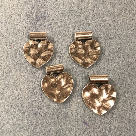 Hjerteanheng 4 stk (#18) - Epla