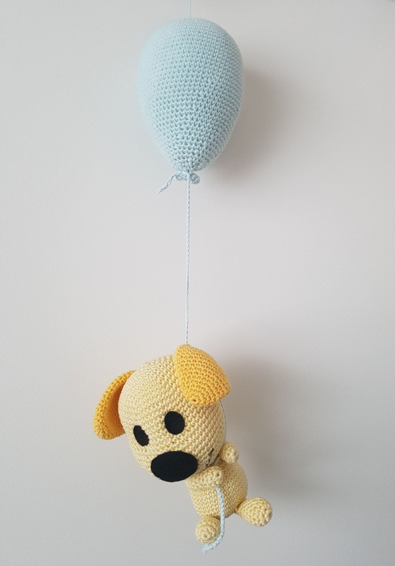 Heklet uro/pynt til barnerommet - Epla