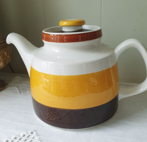 Retro tekanne fra Rørstrand - Epla