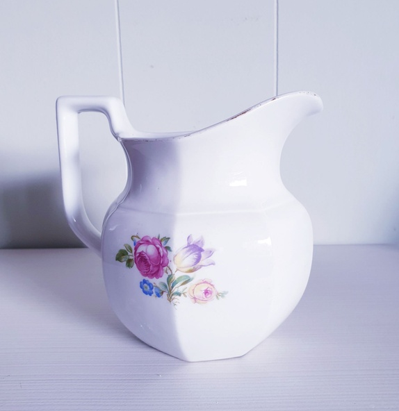 Melkemugge fra Porsgrunn porselen - Epla