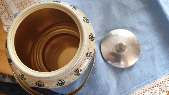 2 søte vintage bokser - Epla