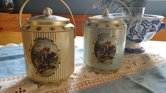 2 søte vintage bokser - Epla