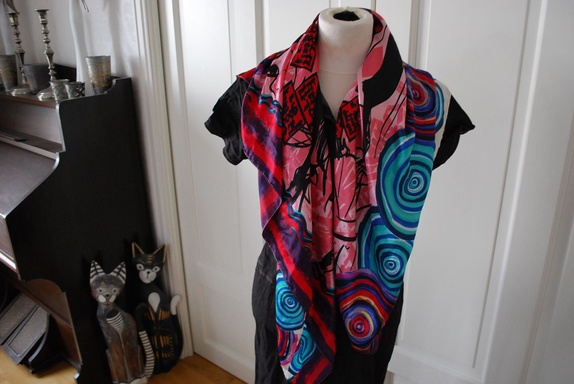 Fri frakt: Desigual sjal/stort skjerf ( fri frakt) - Epla