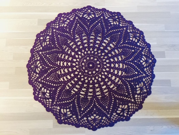 Stor rund lilla duk - Epla