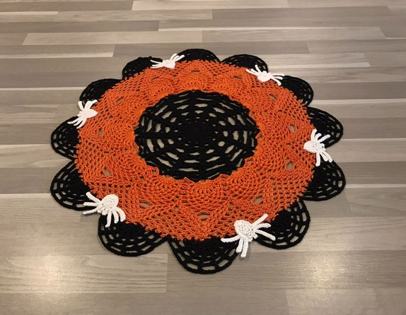 Skummel duk til Halloween - Epla