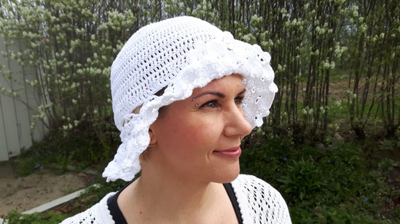 Fantastisk sommerhatt - håndheklet - Epla