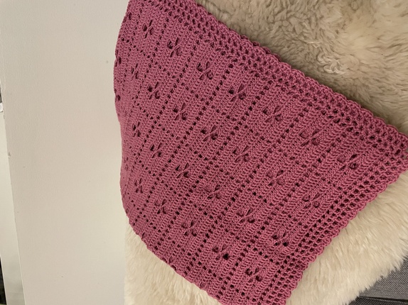 Heklet babyteppe - Epla