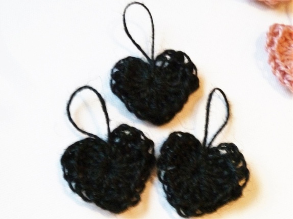 3 Sorte Rustikke Hjerter - Epla