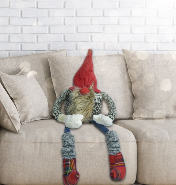 Stør, håndlaget upcycled nisse, troll, dverg, trelastjakke eller hva du vil at han skal være ...