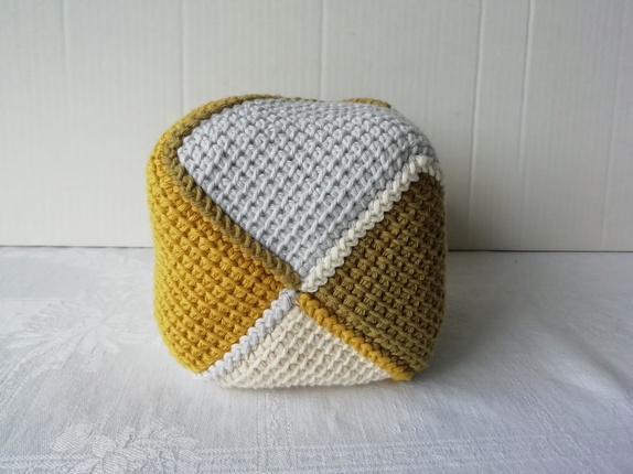 Veske i tunisisk hekling - Epla