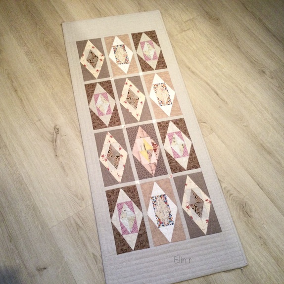 "Rødsnipp» - Patchwork løper - Epla