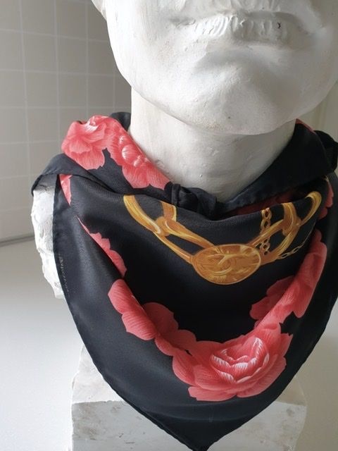 Vintage Chanel Silke Skjerf - Epla