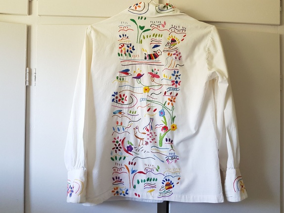 Håndbrodert bluse fra Portugal str M - Epla