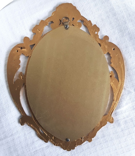 Speil med nydelig ramme - Epla