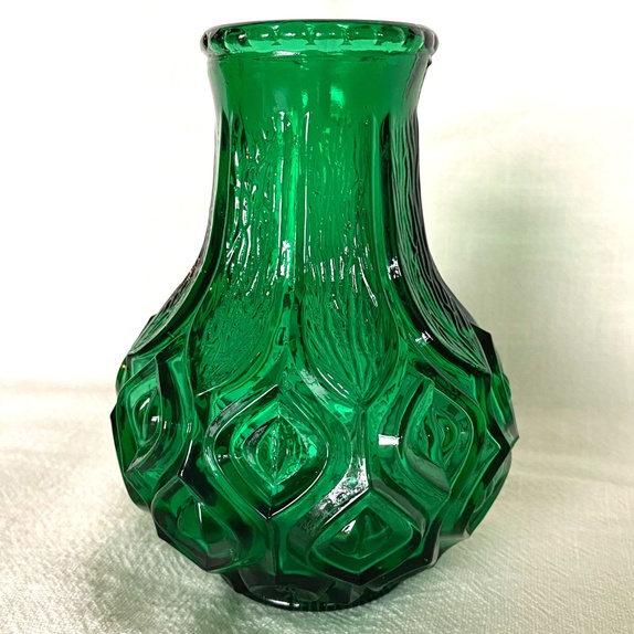 Liten grønn vintage vase - Epla