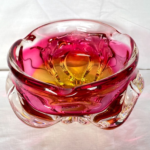 Kunstglass skål -Josef Hospodka - Epla