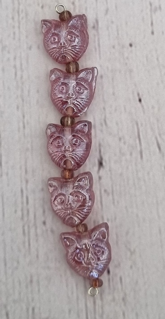 Lys rosa katteperler - Epla