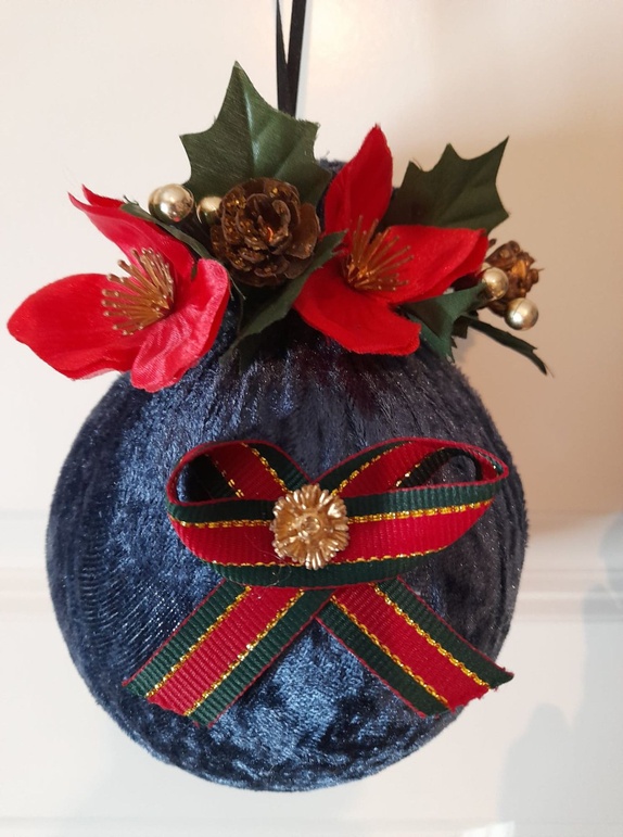 Håndlaget Julekuler - Epla