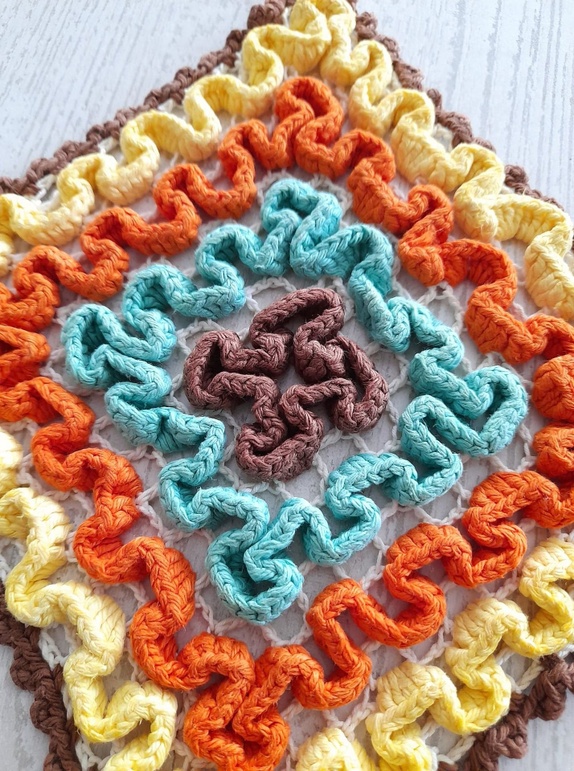 Heklede gryteunderlag - Epla