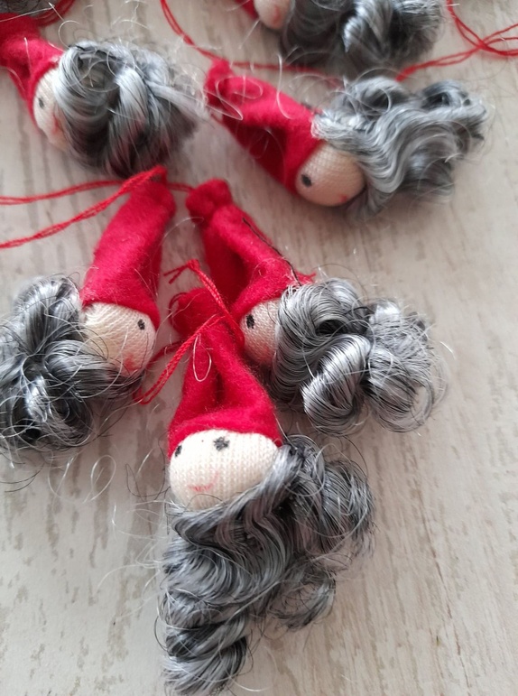 10 små, søte nisser - Epla