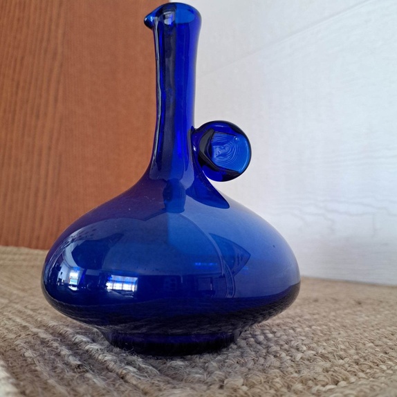 Vase i blå glass - Epla