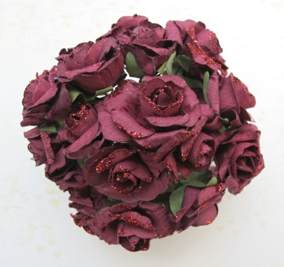 "Rosebukett" - Røde og vakre roser med litt glitter - Epla