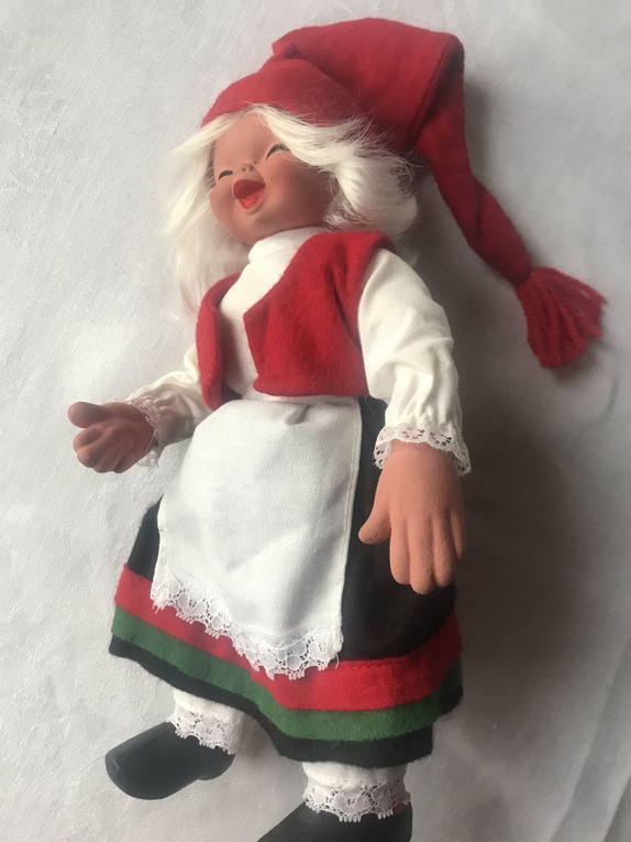 Haslenisse-jente - Epla