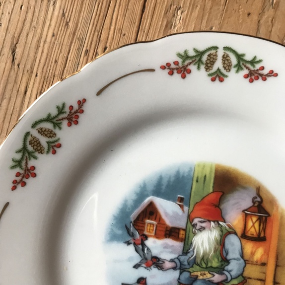 "Gammeldags Jul» Asjett / lite fat - Epla